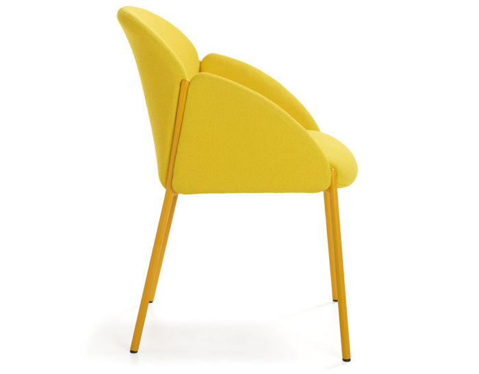 Andrea Chair by Claesson Koivisto Rune for Artifort | hive