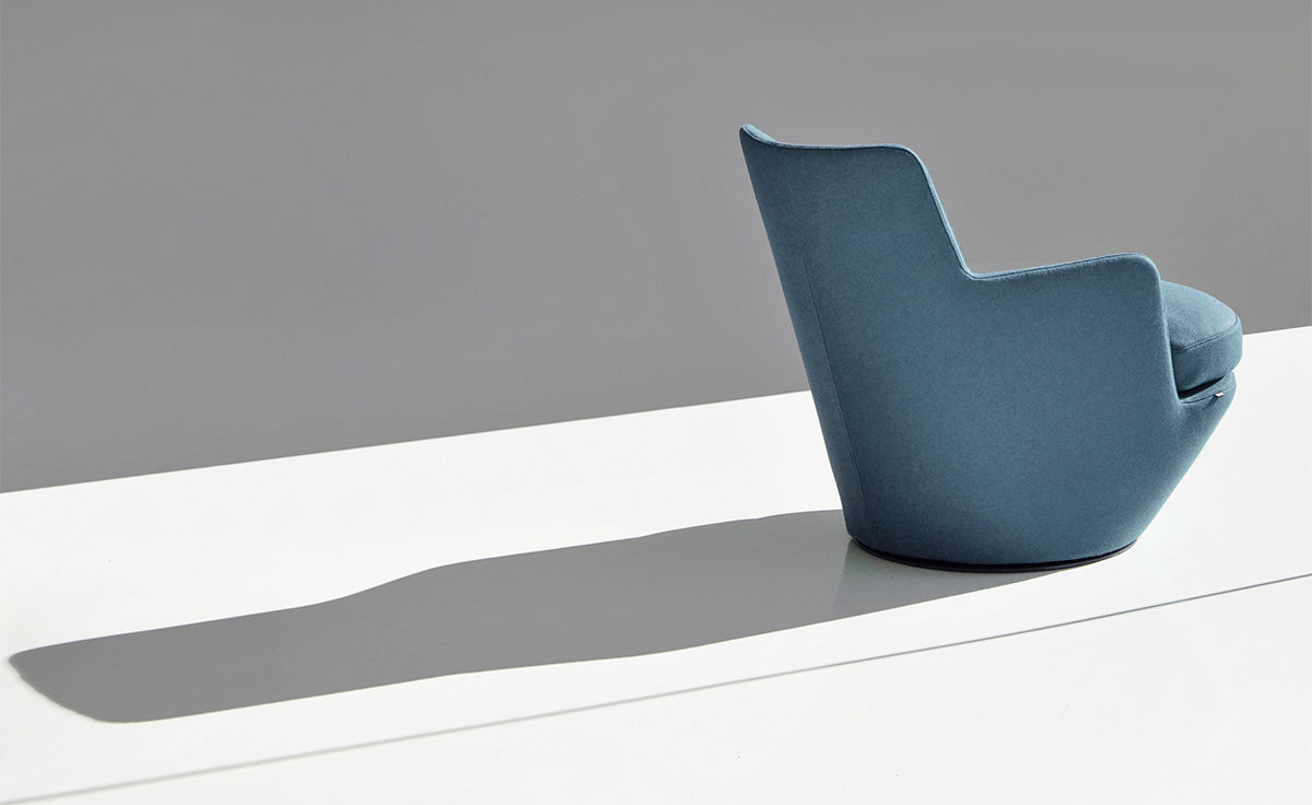 Lo Turn Lounge Chair - hivemodern.com