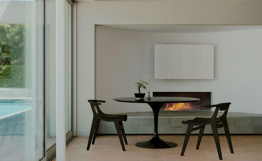 saarinen dining table 72 oval
